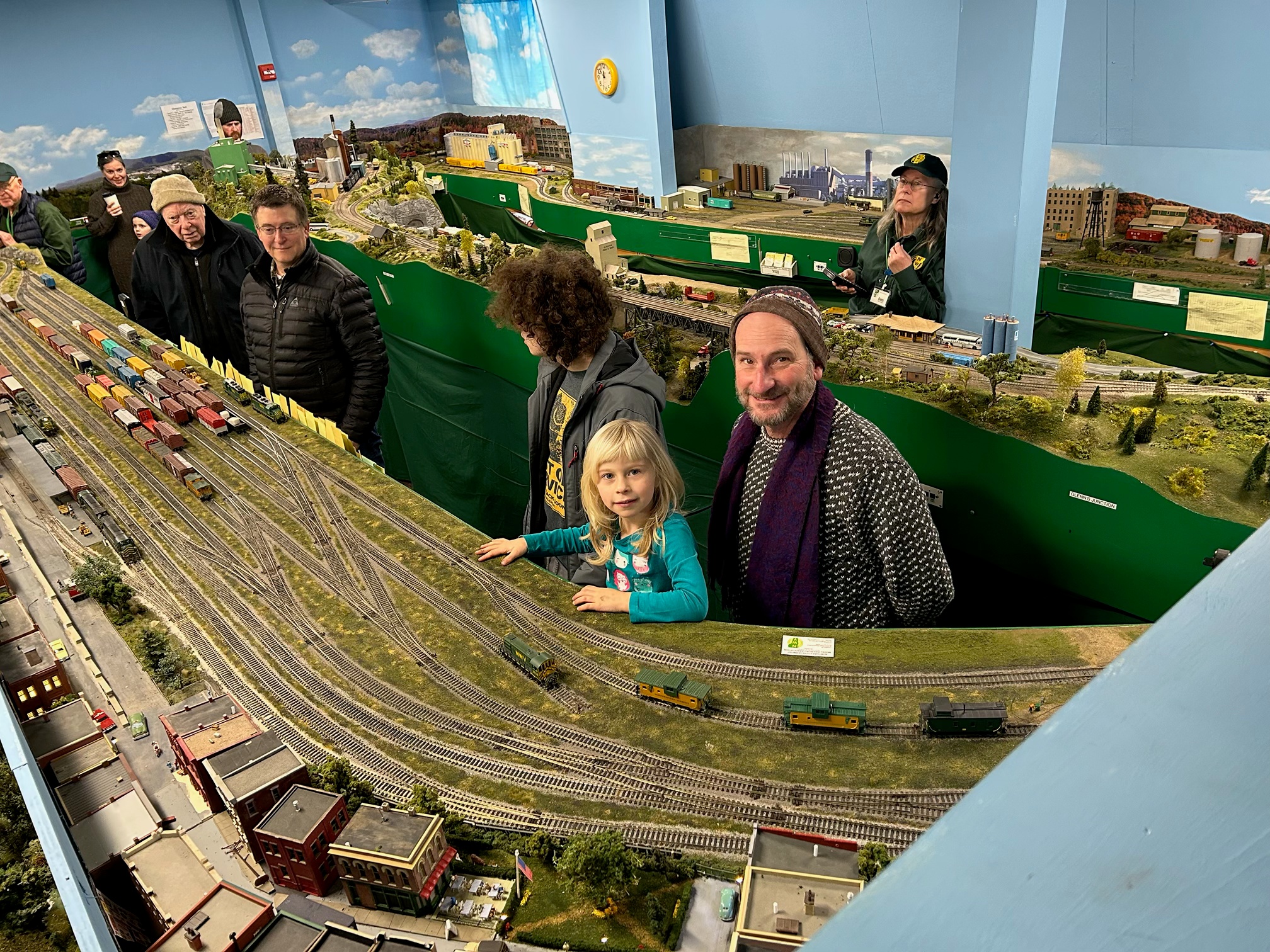 Photos – HO Main Layout – 2025 – December – Open House – NWV Model ...